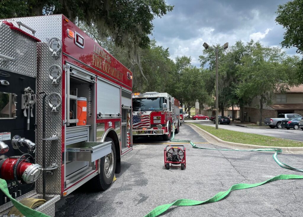 Leesburg Fire Rescue battles blaze in kitchen in empty apartment ...