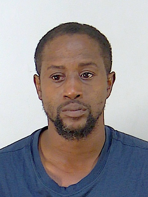 Man arrested after throwing marijuana out car window - Leesburg-News.com