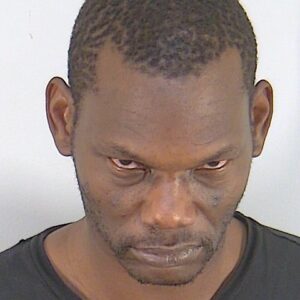 Boyfriend allegedly wields dustpan in altercation with lady friend ...