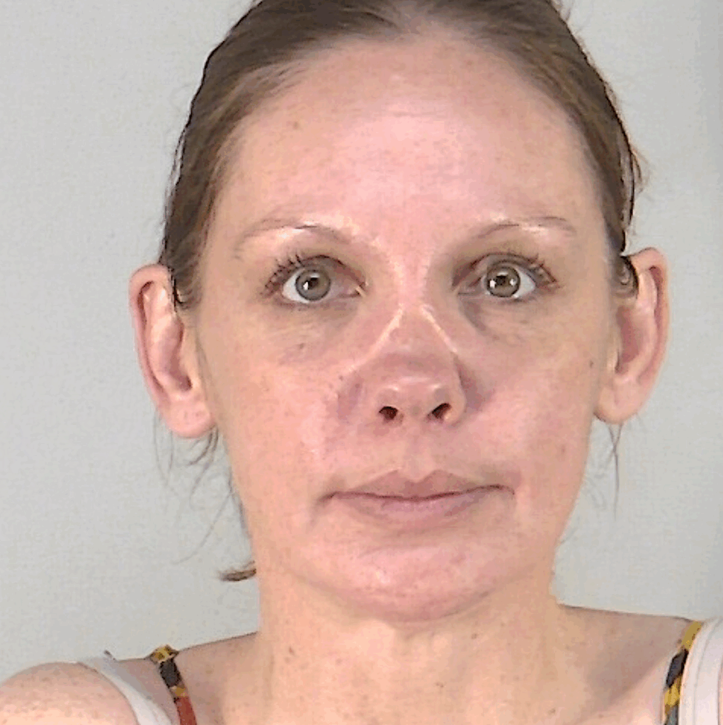 Suspected shoplifter at Walmart found to have oxycodone in her bra ...