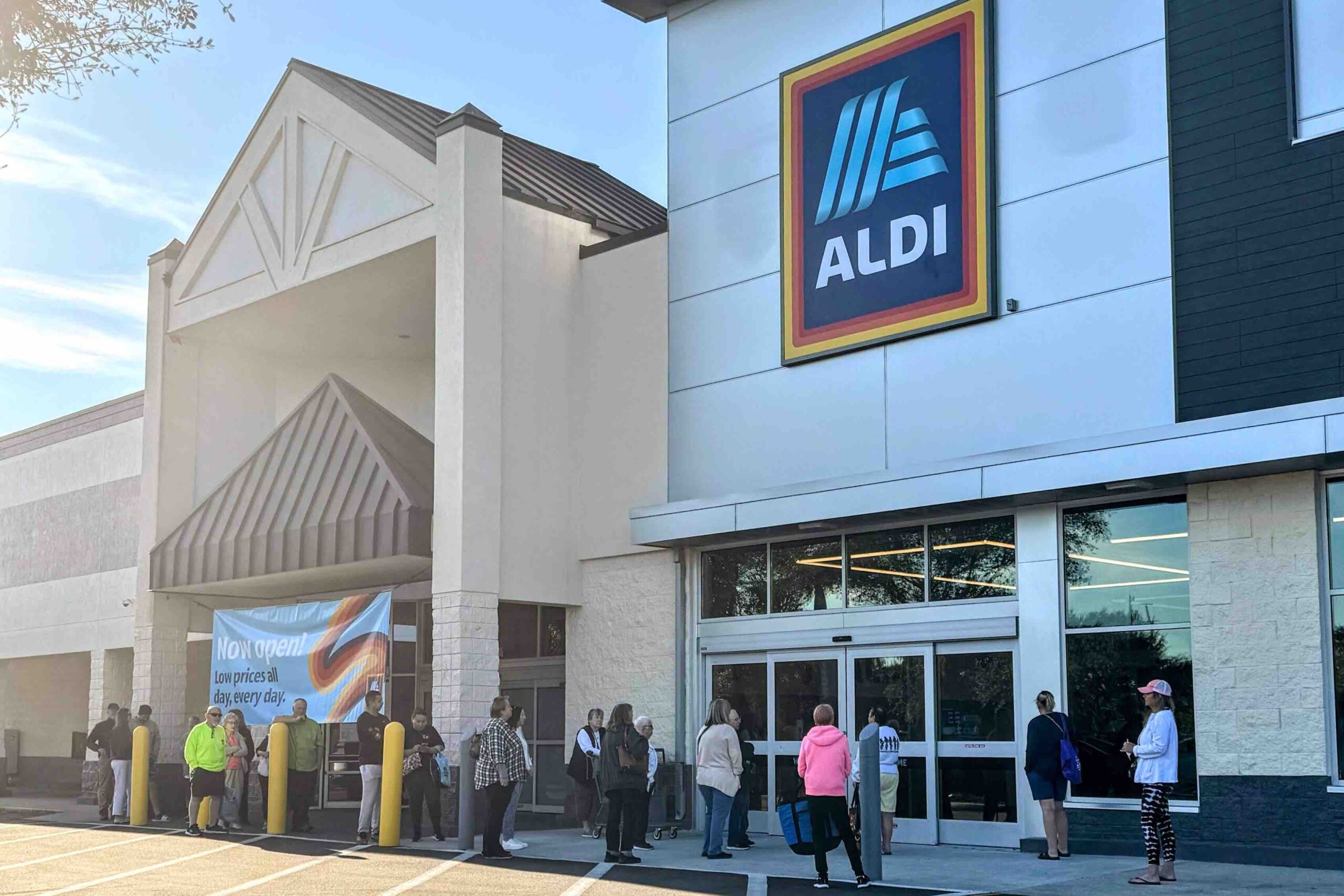 New ALDI in Leesburg sees steady flow of shoppers since opening ...