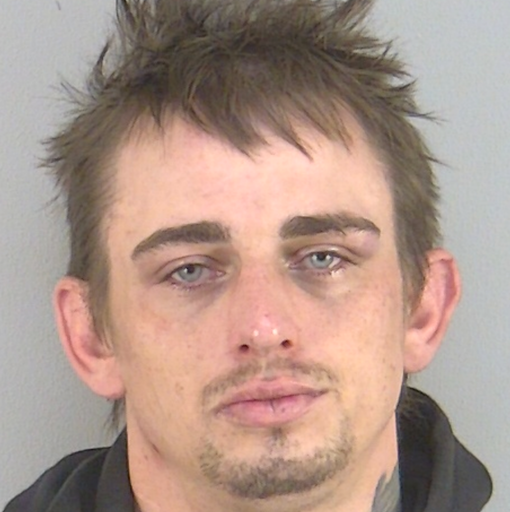 DUI suspect in damaged vehicle admits to drinking at Shamrock Lounge in ...