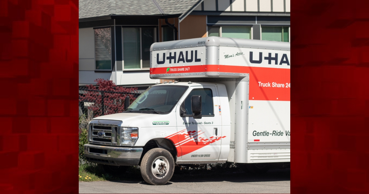 Woman allegedly steals credit card from U-Haul employee to buy tobacco ...